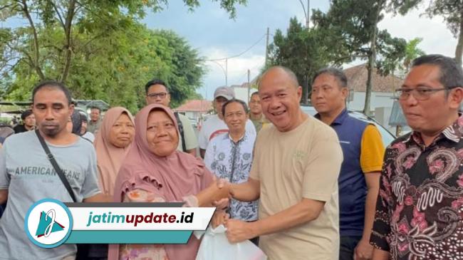 Bupati Banyumas Imbau Warga Tetap Tenang Pascademo Ricuh, PKL Alun-Alun ...