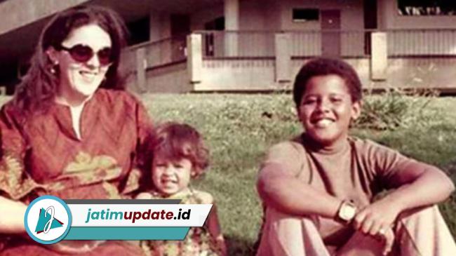 Ann Dunham (Ibunda Barack Obama) : Jejak Sunyi Perempuan di Desa-Desa Jawa